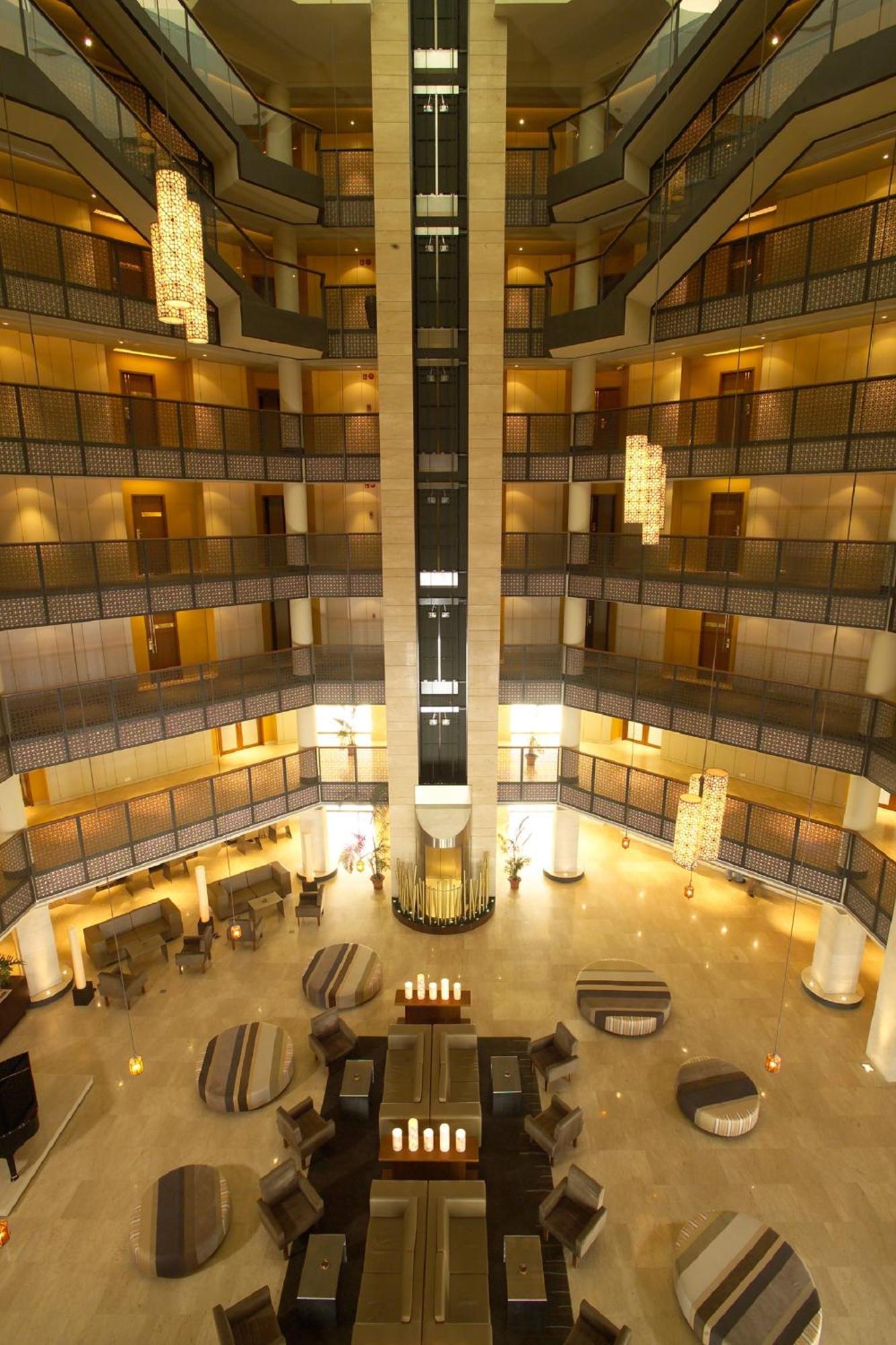 RADISSON BLU DHAKA WATER GARDEN HOTEL